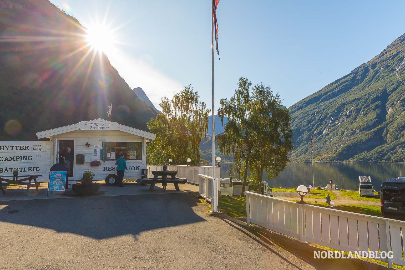 Campingplatz Norwegen: Geiranger Feriesenter direkt am Geirangerfjord