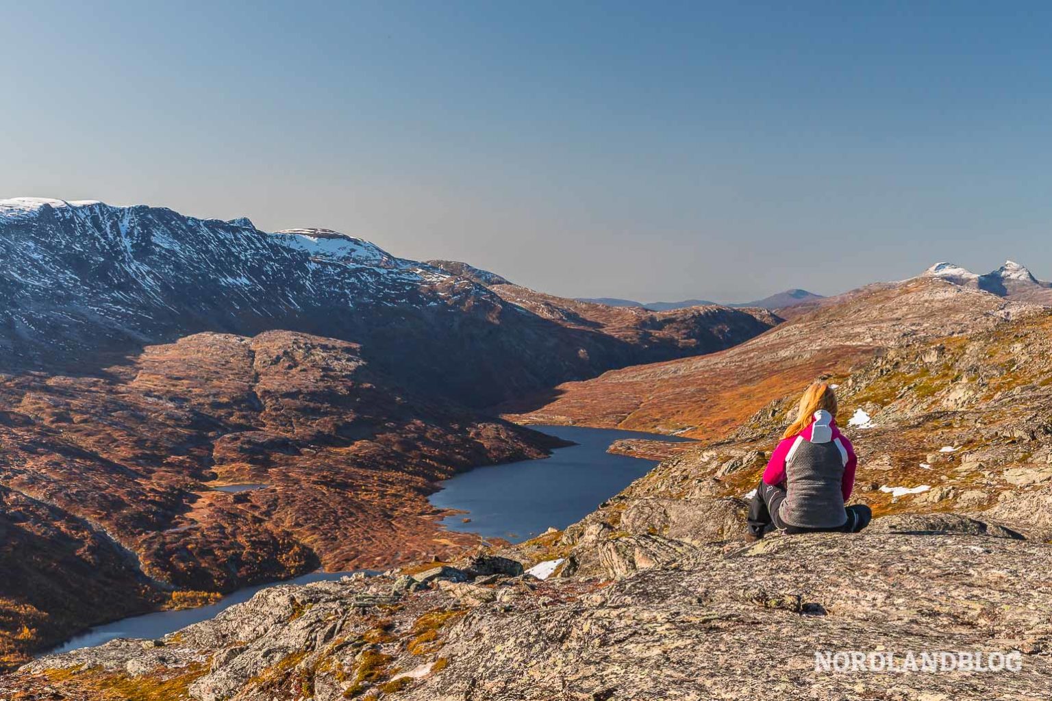 Wandern im Trollheimen: Tour auf den 1188 Meter hohen Høa (Norwegen)