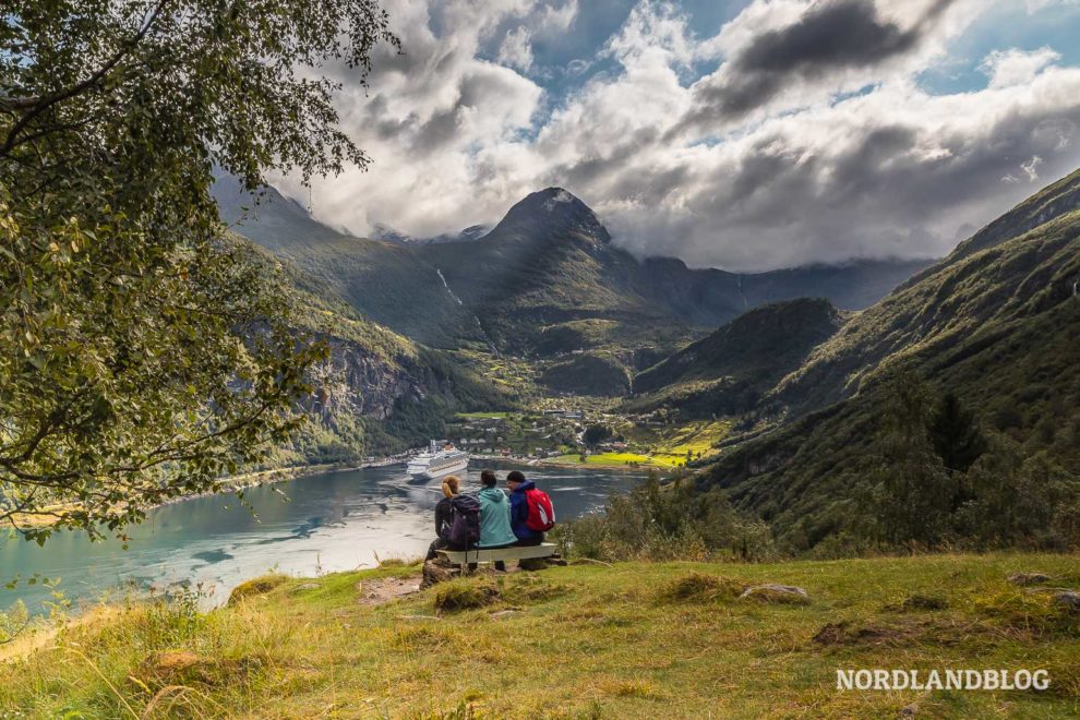 Wandern am Geirangerfjord: Von Geiranger zur Alm Homlongsætra